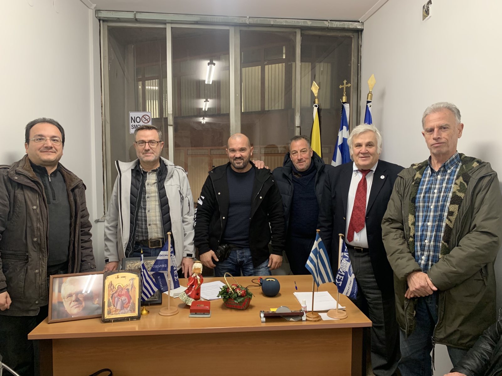 Χριστουγεννιάτικες ευχές των ΕΛΛΗΝΩΝ Θεσσαλονίκης – ΕΝΗΜΕΡΩΣΗ ΓΙΑ ...